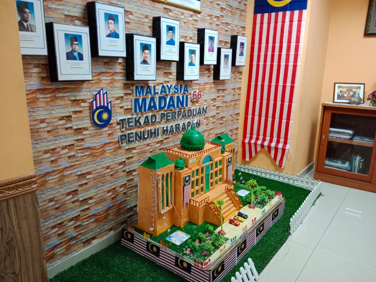 Tahniah – JPFB Menjadi Johan Pertandingan Hiasan Pejabat Sempena ...