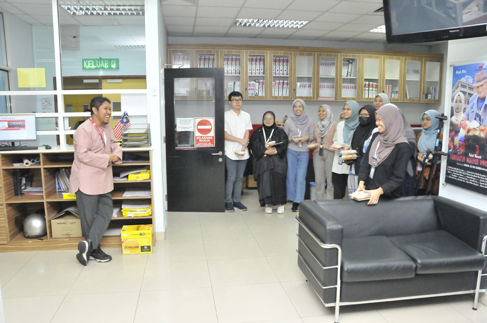 Lawatan Pelajar Latihan Industri Jabatan Perubatan Kesihatan Awam ...