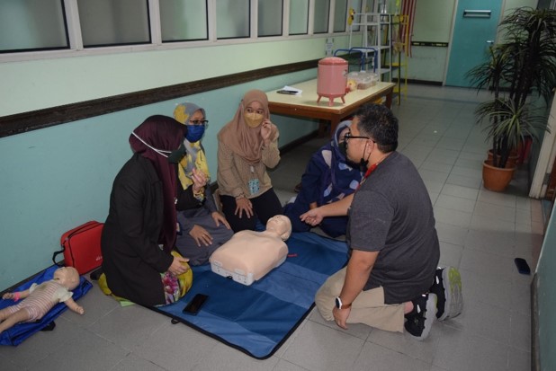 Taklimat Pengurusan Rawatan Kecemasan Code Blue BIL.1/2022 (KUMPULAN 1 ...