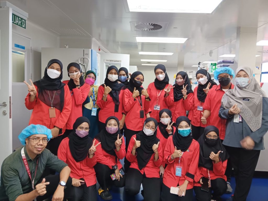 Lawatan Sambil Belajar Pelajar Kejururawatan UKM ke Makmal Pusat Terapi ...